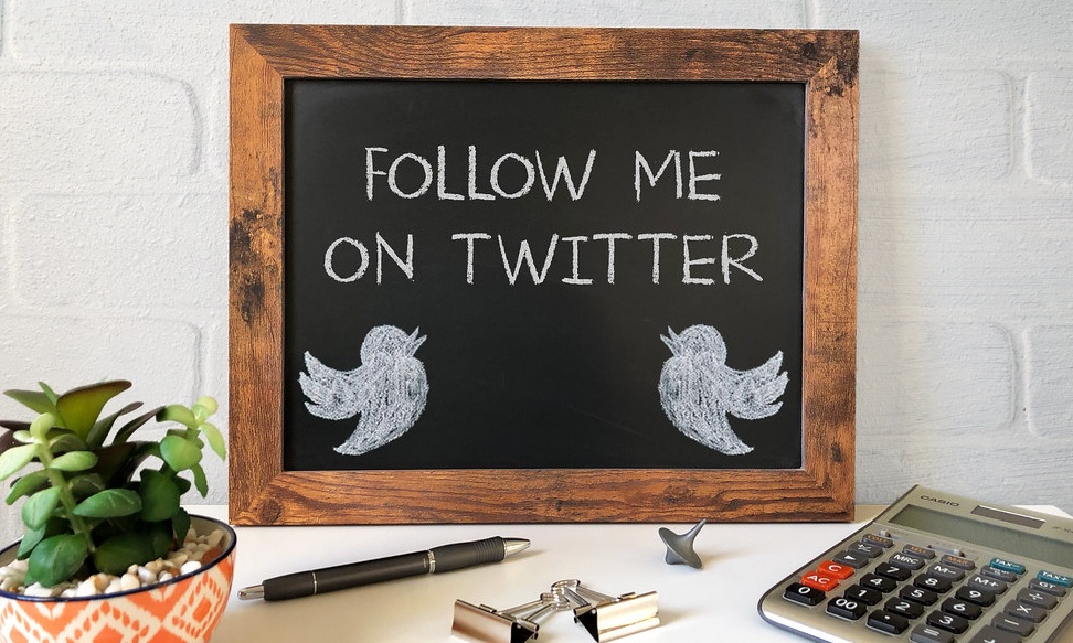 16 sysadmin accounts I follow on Twitter